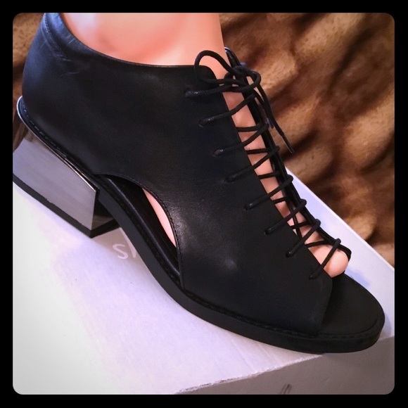 Shellys London | Shoes | Shellys Sexy Leather Lace Up Sandal Shoe Sz 9 ...